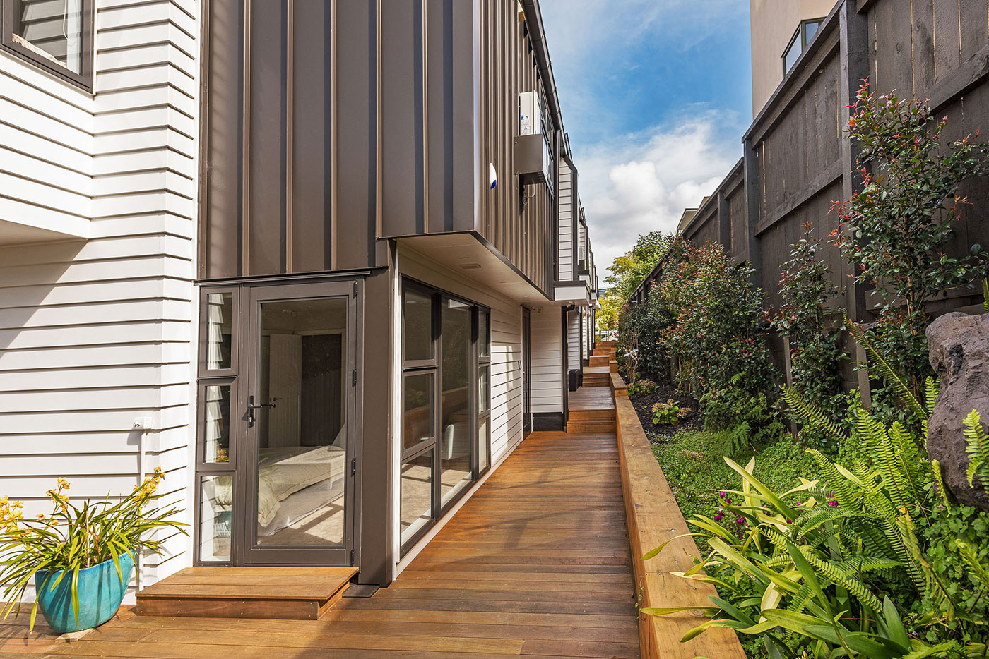 SARAWIA STREET, AUCKLAND - EDC